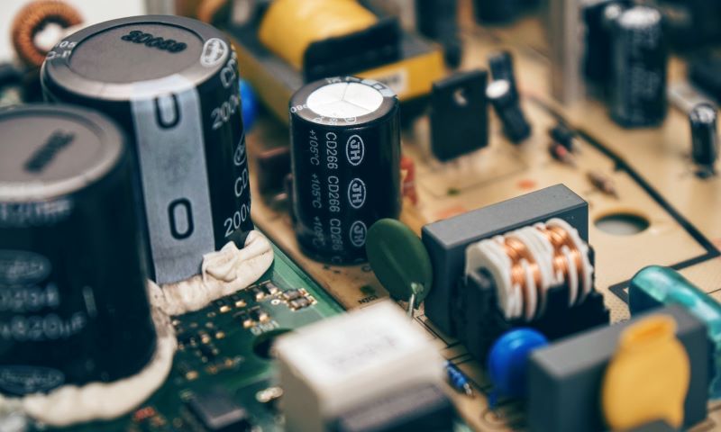 Capacitors: How to Identify the Right One for Your PCB Assembly